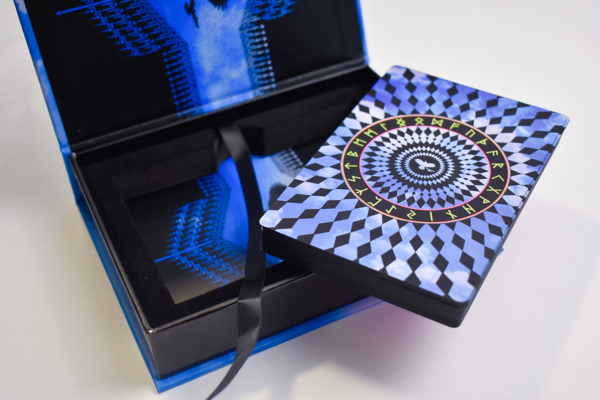 Sunstone Runic Oracle (FINAL DROP) – Threads of Fate